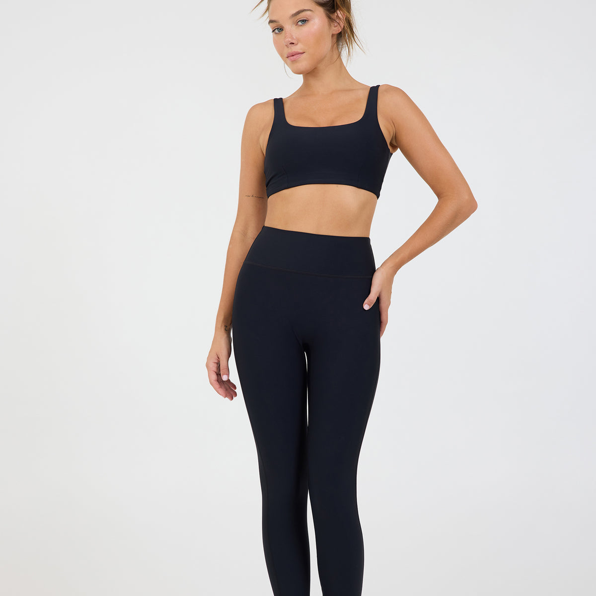 Lexa Dart Bra with removeable bra cups – Fiori Fit